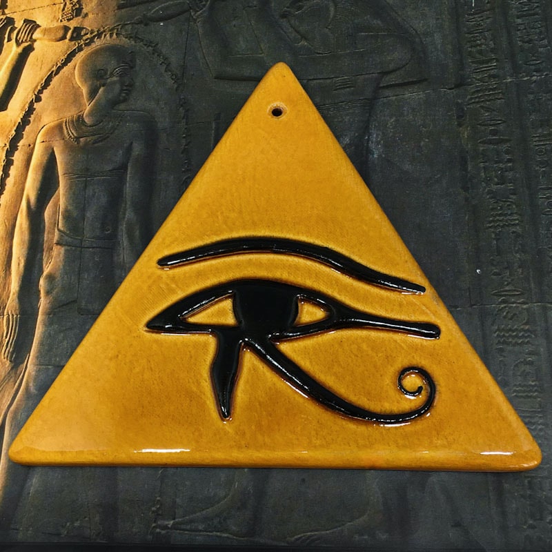 L’Œil d'Horus - pourquoi le dieu Horus a perdu son oeil