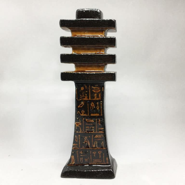 Le Pilier Djed - symbole de la colonne vertébrale d'Osiris